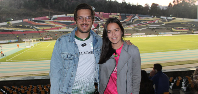 CABALGANDO AL ASCENSO