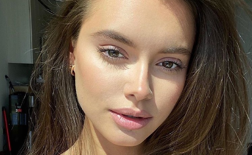 Piel grasa: descubre los beneficios de la menta en tu rostro