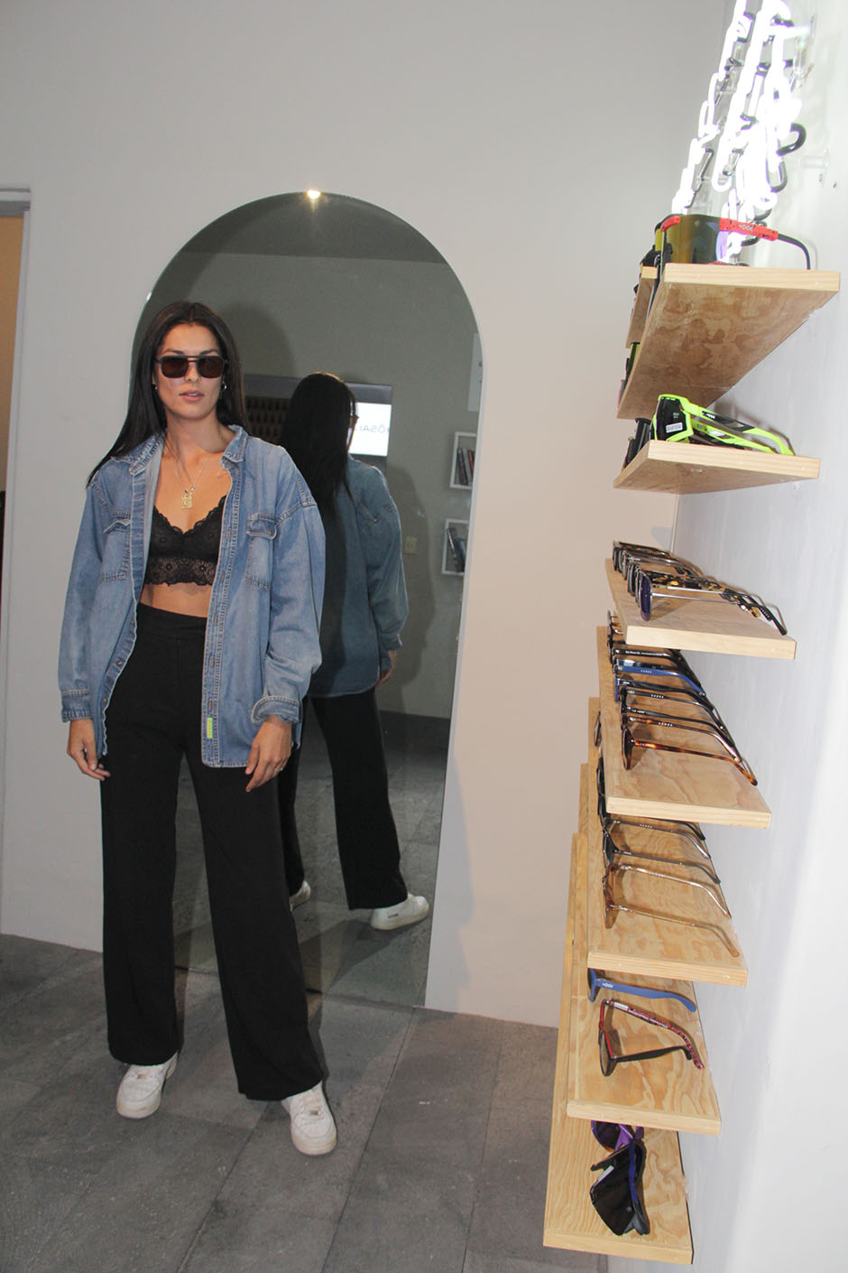 Empresarias montan pop up store en Casa Jom