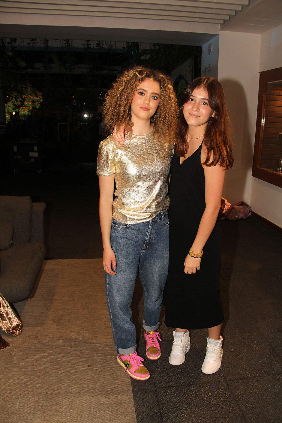 Socialités tapatías modelaron durante el desfile Ugga Fashion Night