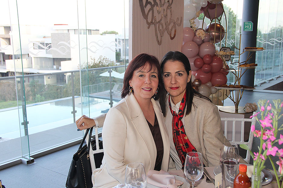 María Fernanda Hernández celebró su despedida de soltera