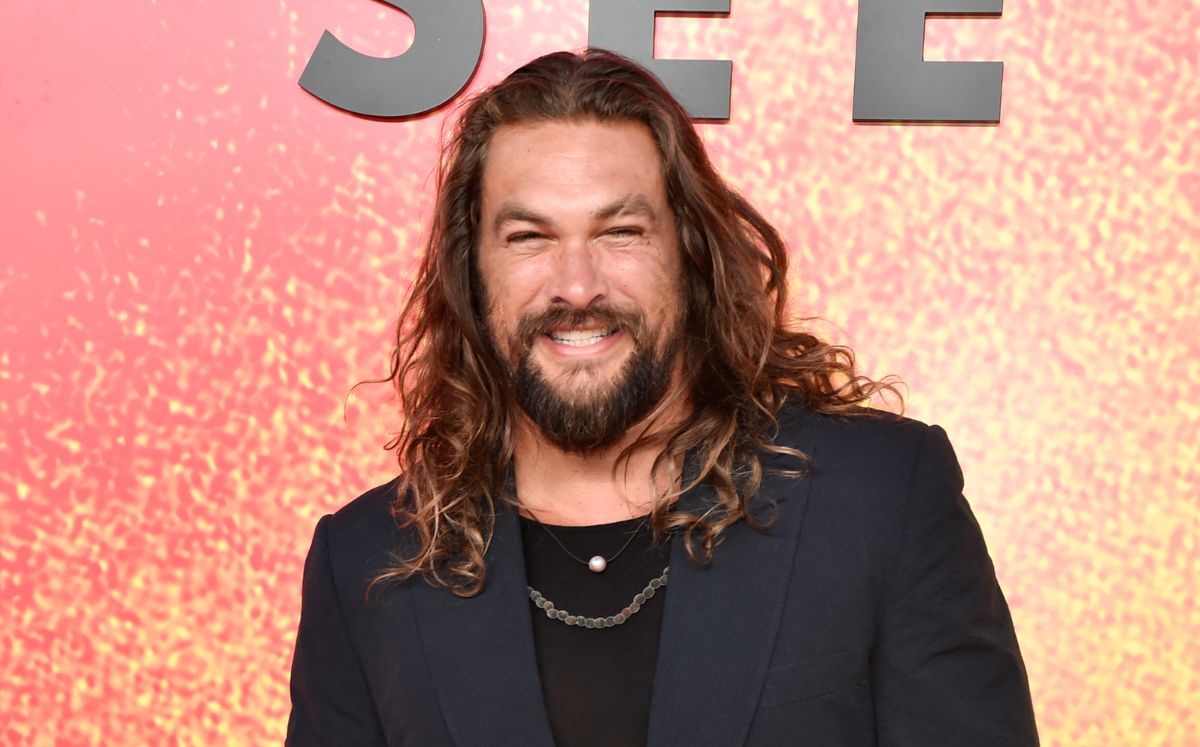 Jason Momoa se quita su barba por primera vez en años