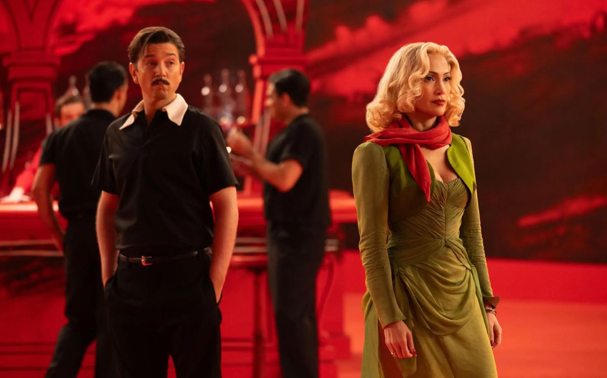 El beso de la mujer araña: Reparto de la película con JLo y Diego Luna